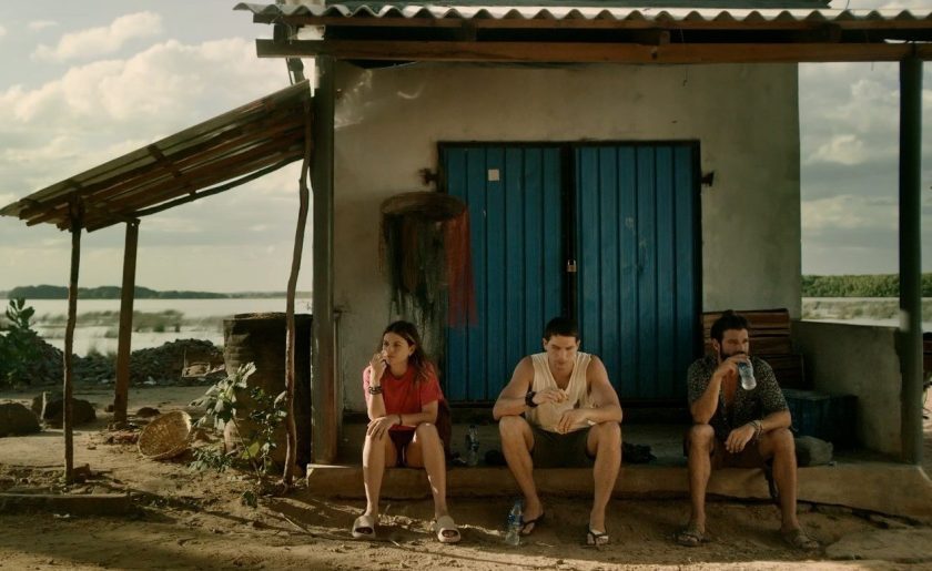 ආරුගම්බේ මොකද වෙන්නේ? - aithiya